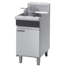 Blue Seal GT46 Gas Fryer with Twin Tank/Well. Manual controls. 26 ...